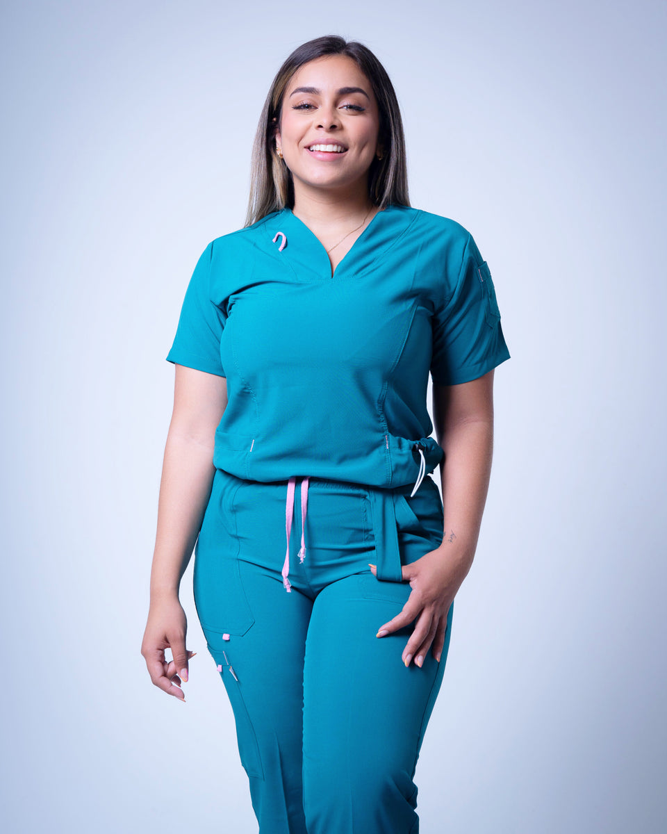 Uniforme mujer antifluido stretch con bolsillo cordón ajustable – Uniformes Punto Vital